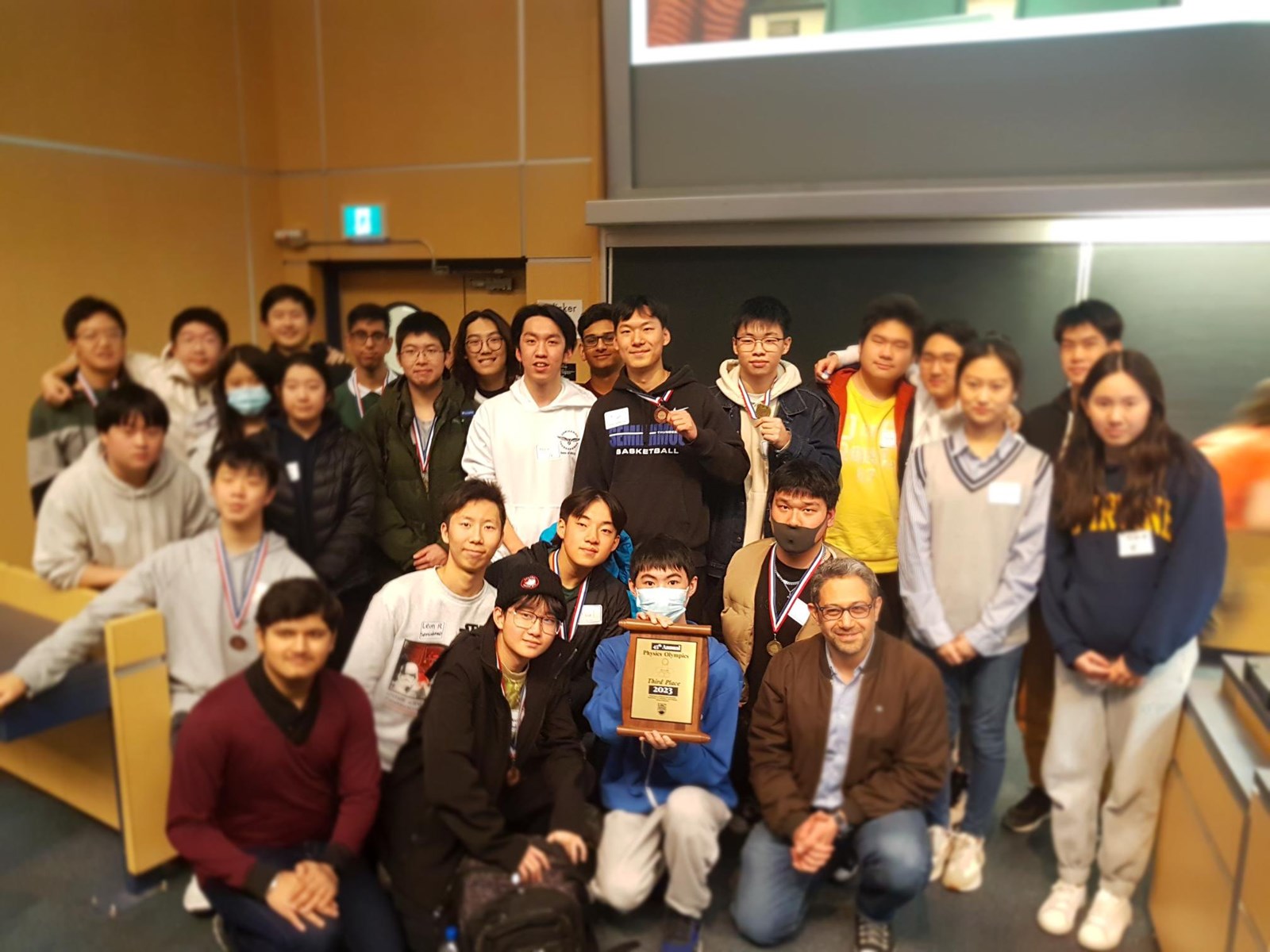 Semiahmoo Secondary Physics Team brings home bronze at UBC Physics Olympics