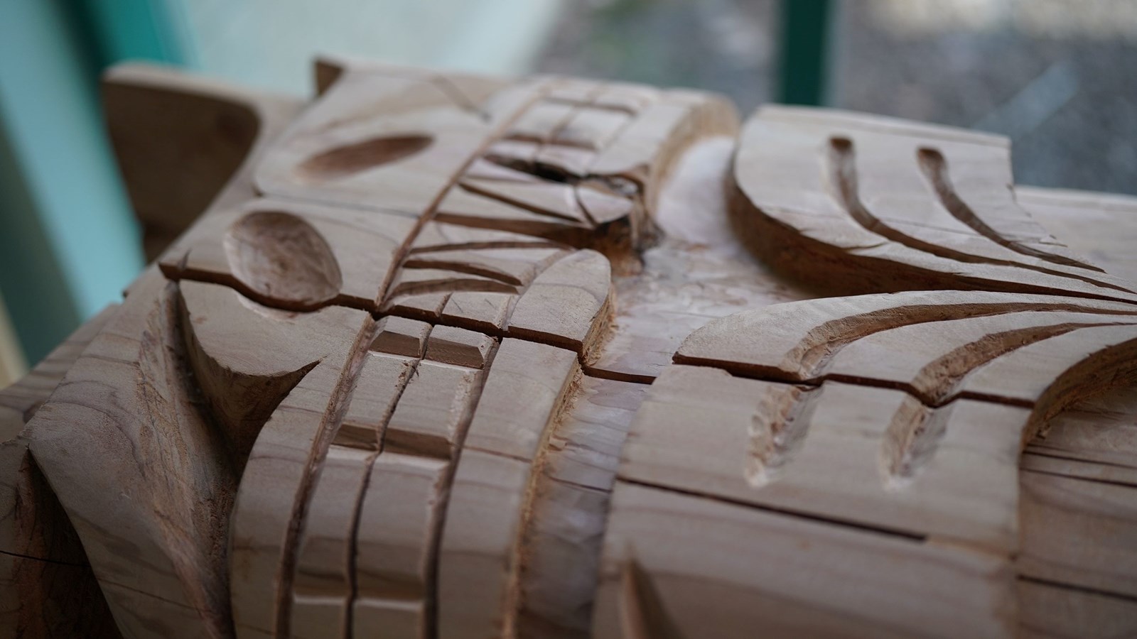 Nine schools across Surrey receiving new welcome posts carved by Coast ...